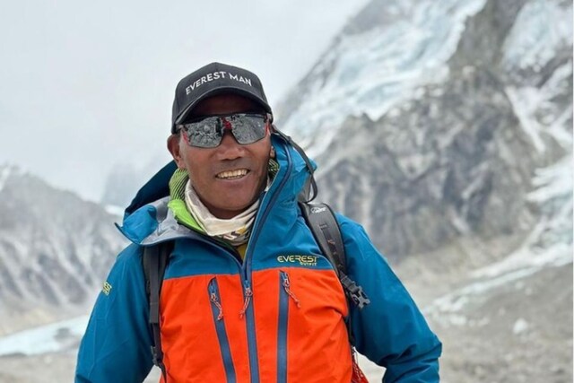 Nepal’s Kami Rita Sherpa Conqueres Everest For A Record 28th Time - News18