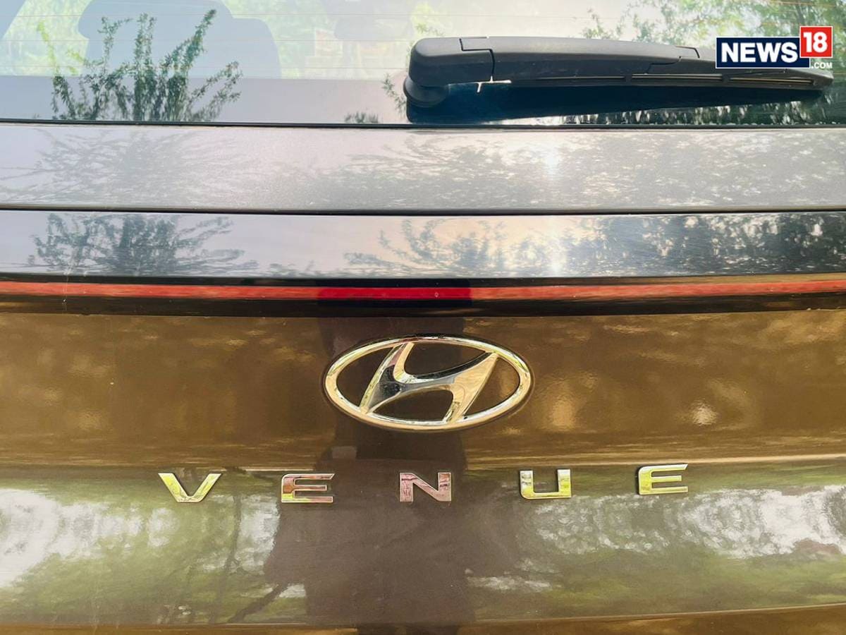 IN PICS: 2023 Hyundai Venue 1.0 Turbo GDI DCT - News18