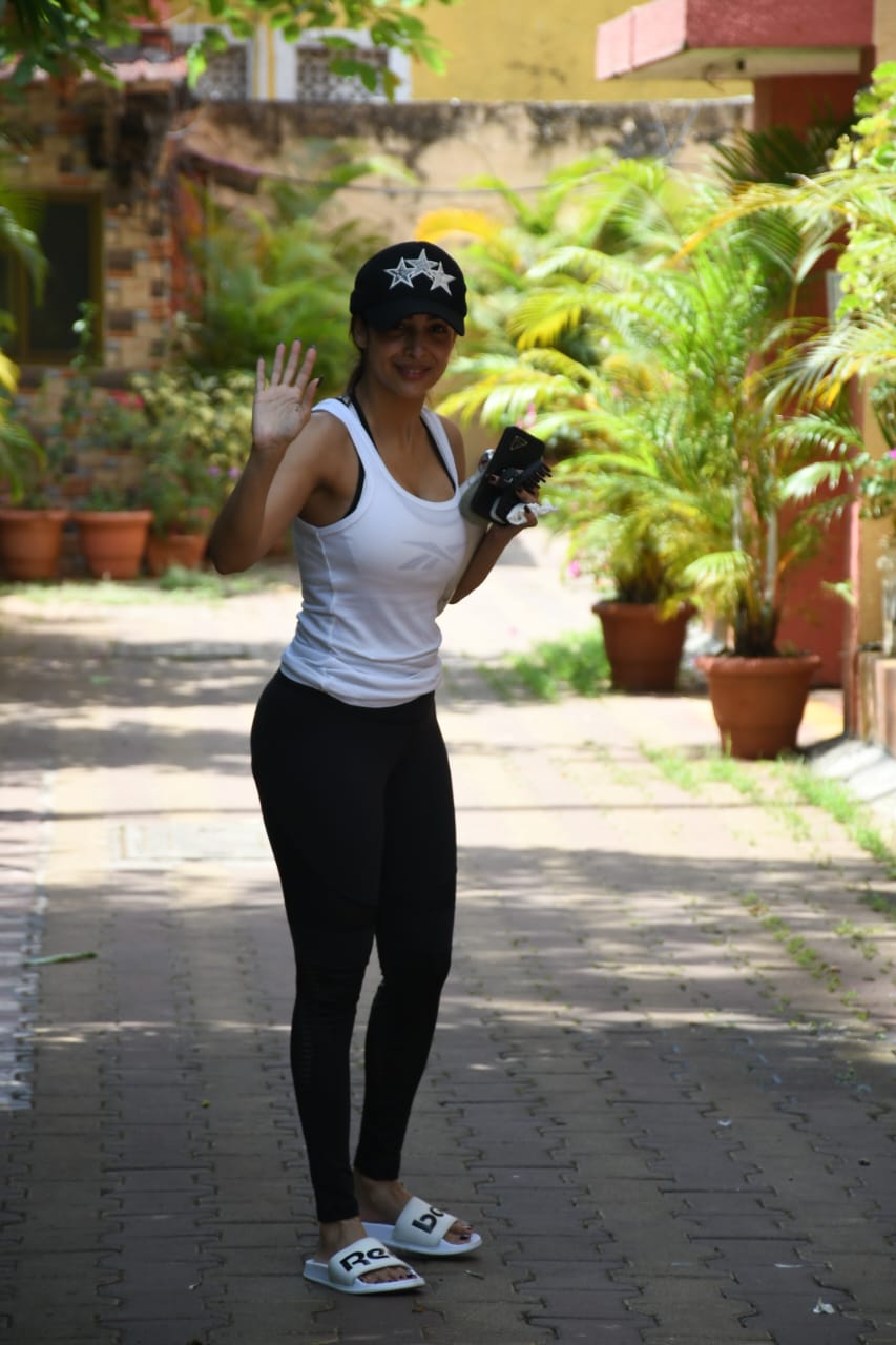 Malaika Arora Sets The Temperature Soaring As She Heads Out For A ...