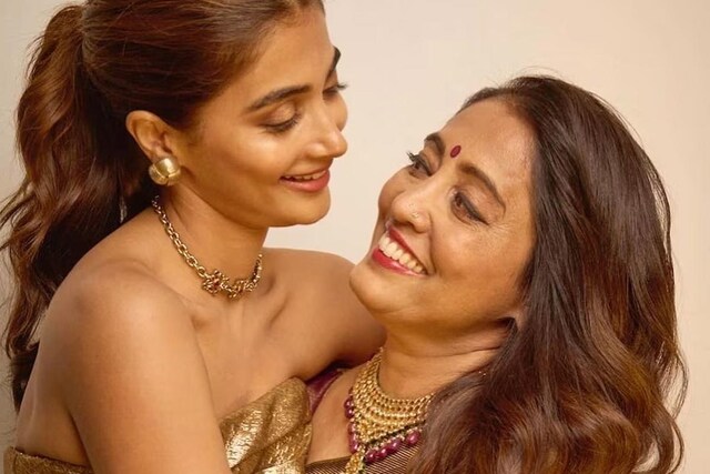 Pooja Hegde's Childhood Picture With Her Mother Is Pure Love - News18