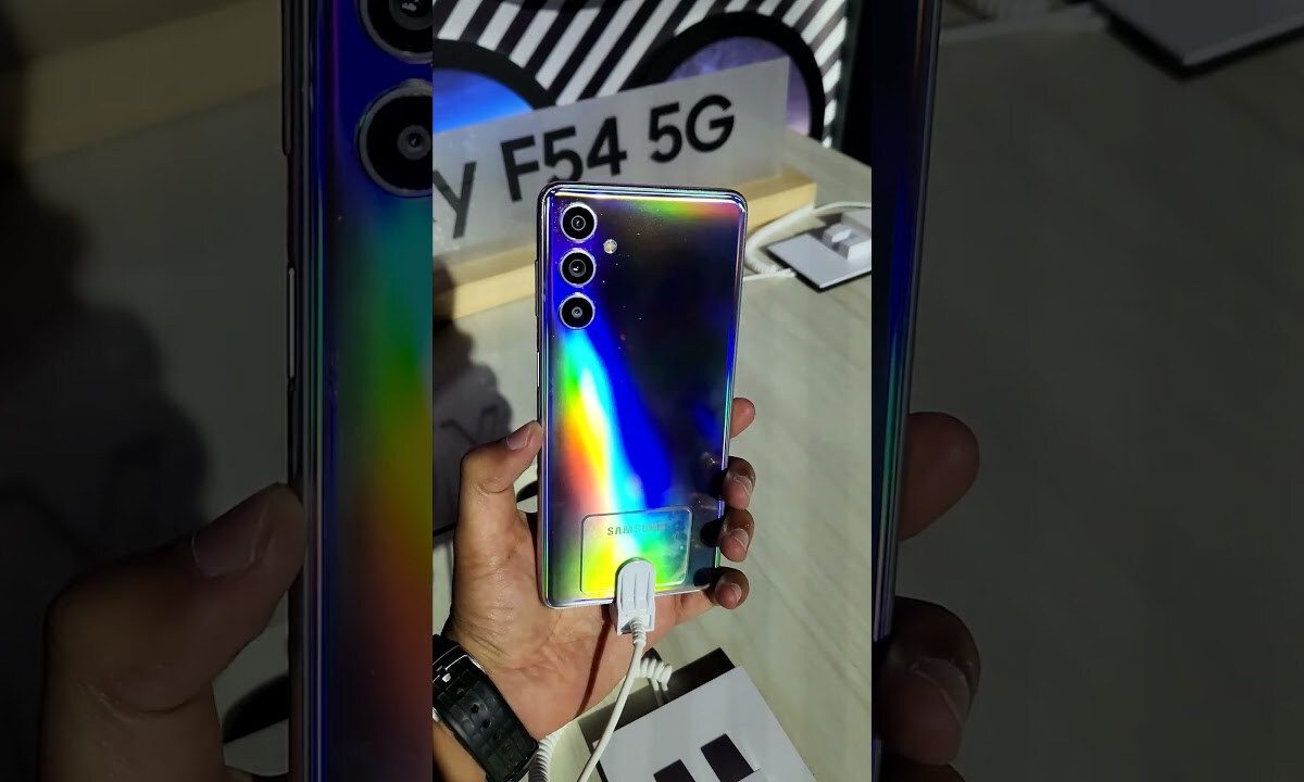 Samsung Galaxy A54 5G First Look #shorts - News18
