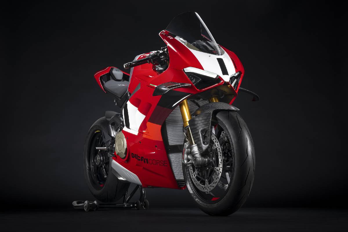 2023 Ducati Panigale V4 R Launched in India, Price Starts at Rs 69.90 ...