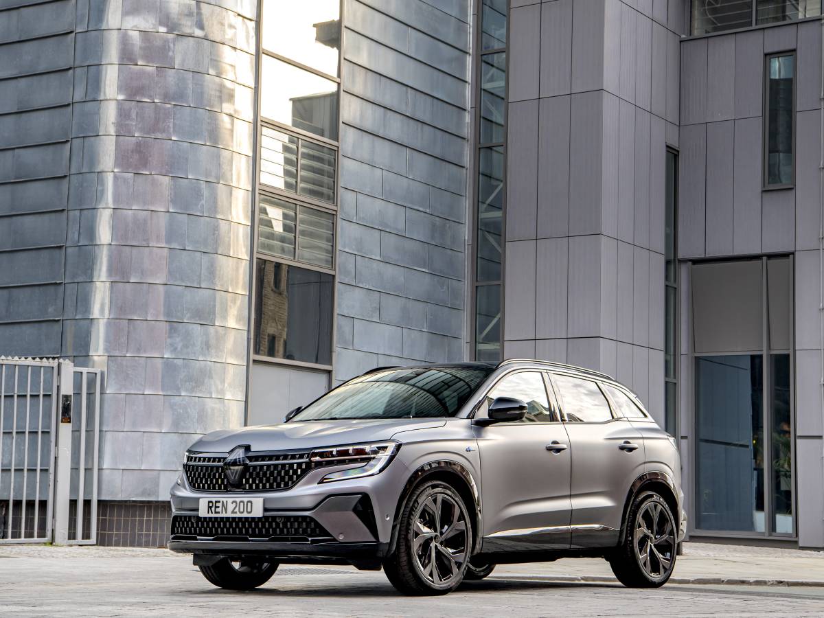 Renault Austral E-Tech Full Hybrid in Pics: See Design, Features ...