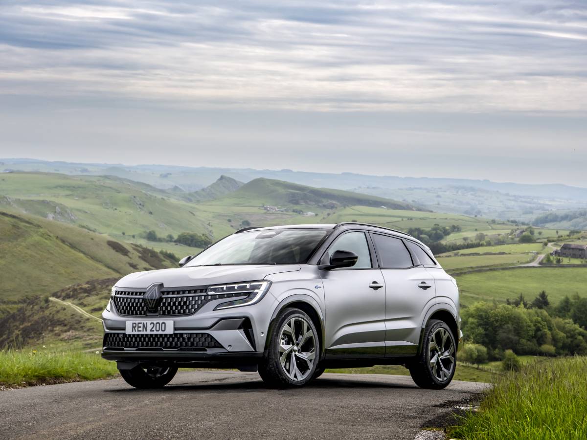 Renault Austral E-Tech Full Hybrid in Pics: See Design, Features ...