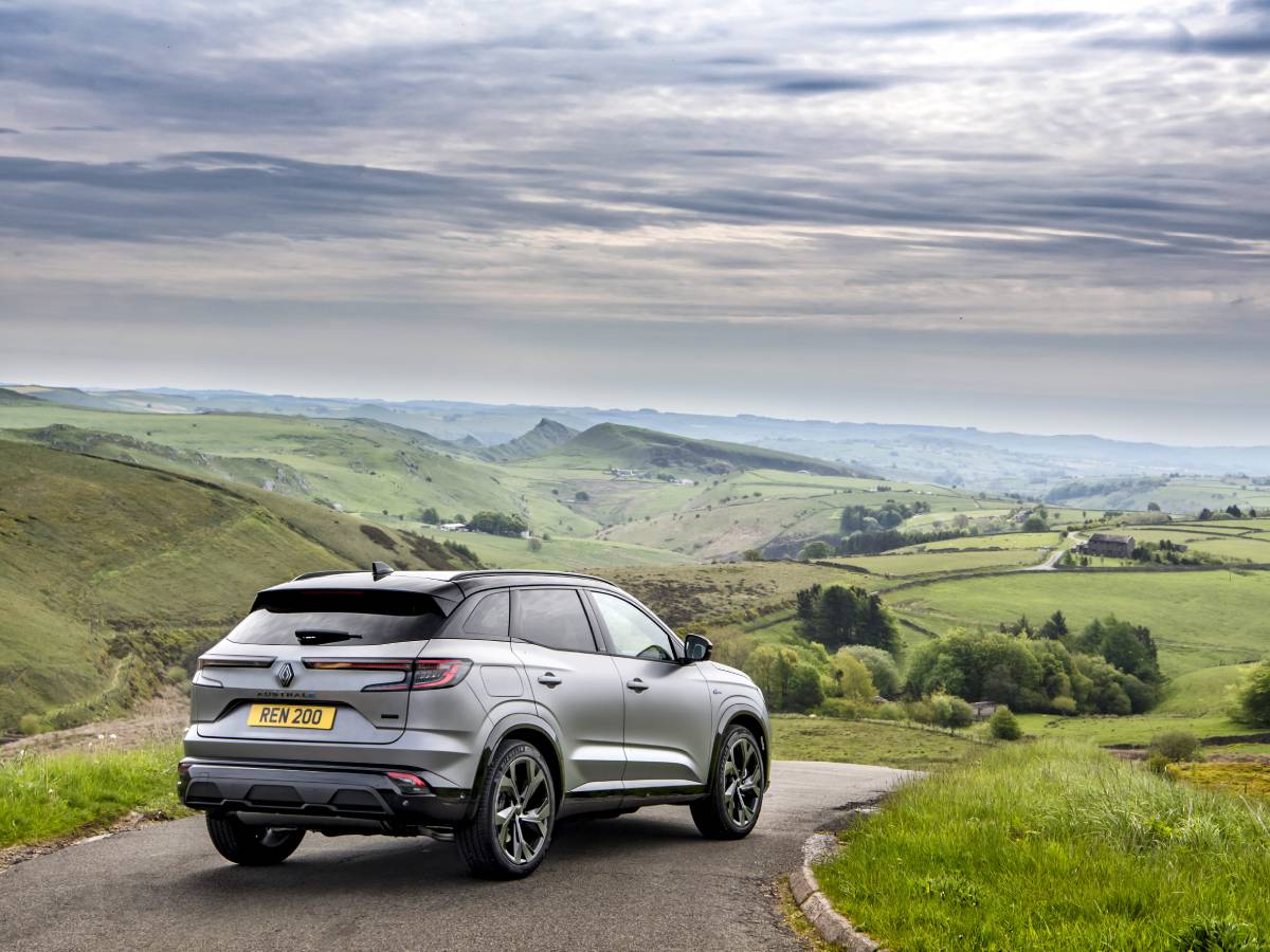 Renault Austral E-Tech Full Hybrid in Pics: See Design, Features ...