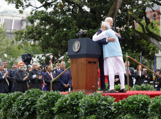 Grand Reception for PM Modi as He Arrives at White House, Military Gun ...