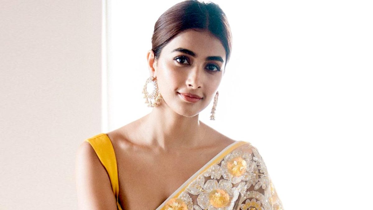 Pooja Hegde Walks Out Of Mahesh Babu and Trivikram's Guntur Kaaram ...