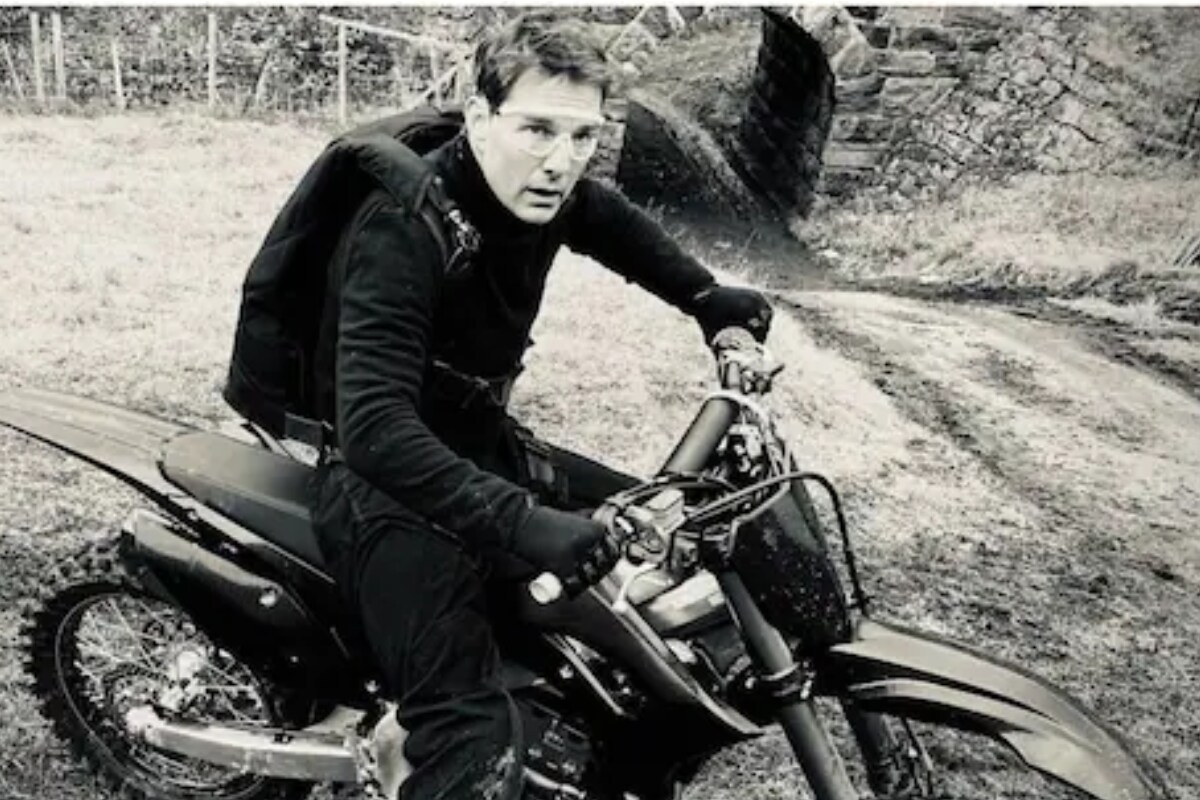 Tom Cruise Mission Impossible 2 Cliff