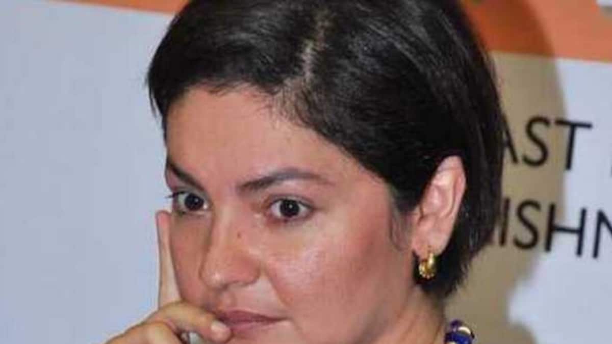 Actress Pooja Bhatt, The First Choice For Aashiqui, Reveals Why She ...