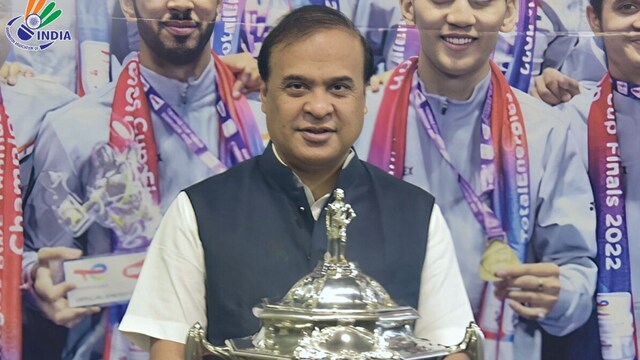BAI President Welcomes Historic Thomas Cup Trophy in India for The First Time | Sports News - News18