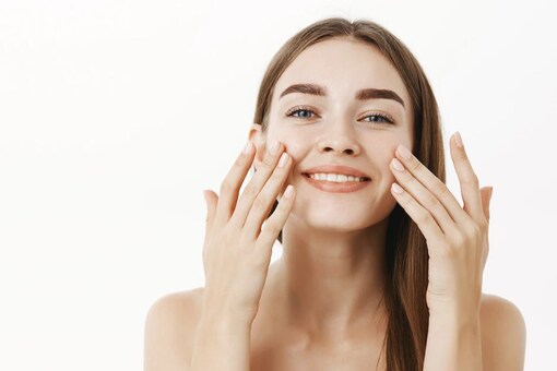 5 Fruitful Ways to Achieve Jelly-Like Skin - News18