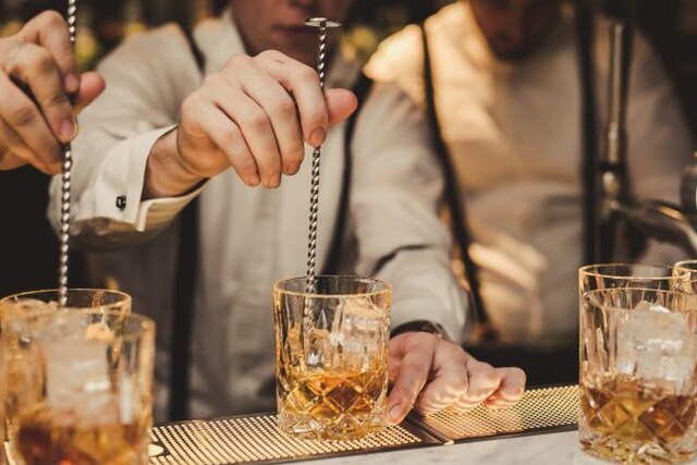 Father's Day 2023: 3 Amazing Whisky Cocktails for Your Darling Dad - News18