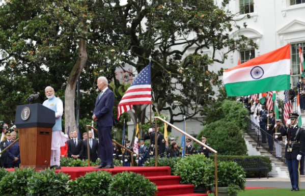 Grand Reception for PM Modi as He Arrives at White House, Military Gun ...