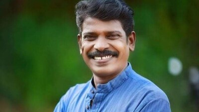 Malayalam Actor Kollam Sudhi, 39, Dies In Car Accident; Kerala CM Pays ...