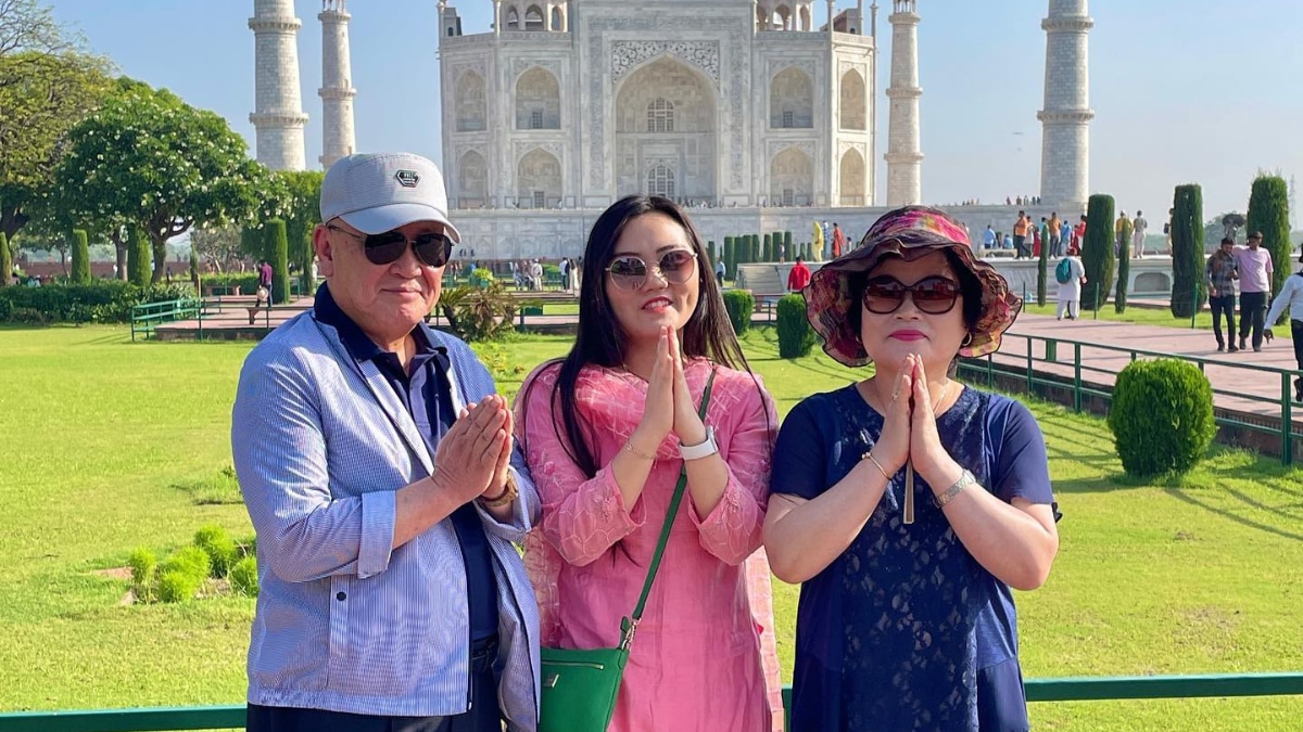'Korean Mummy Papa Ki Indian Beti': Influencer's Taj Mahal Post Is ...