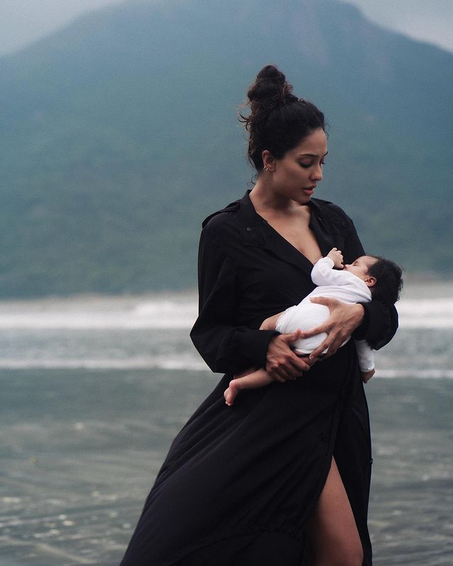 Happy Birthday Lisa Haydon: 10 Picture-perfect Family Moments of the ...