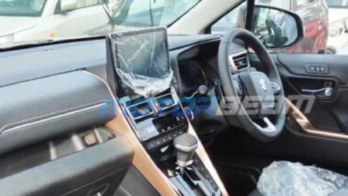 Maruti Suzuki Invicto Interior Images Leaked Ahead of Launch, Check ...