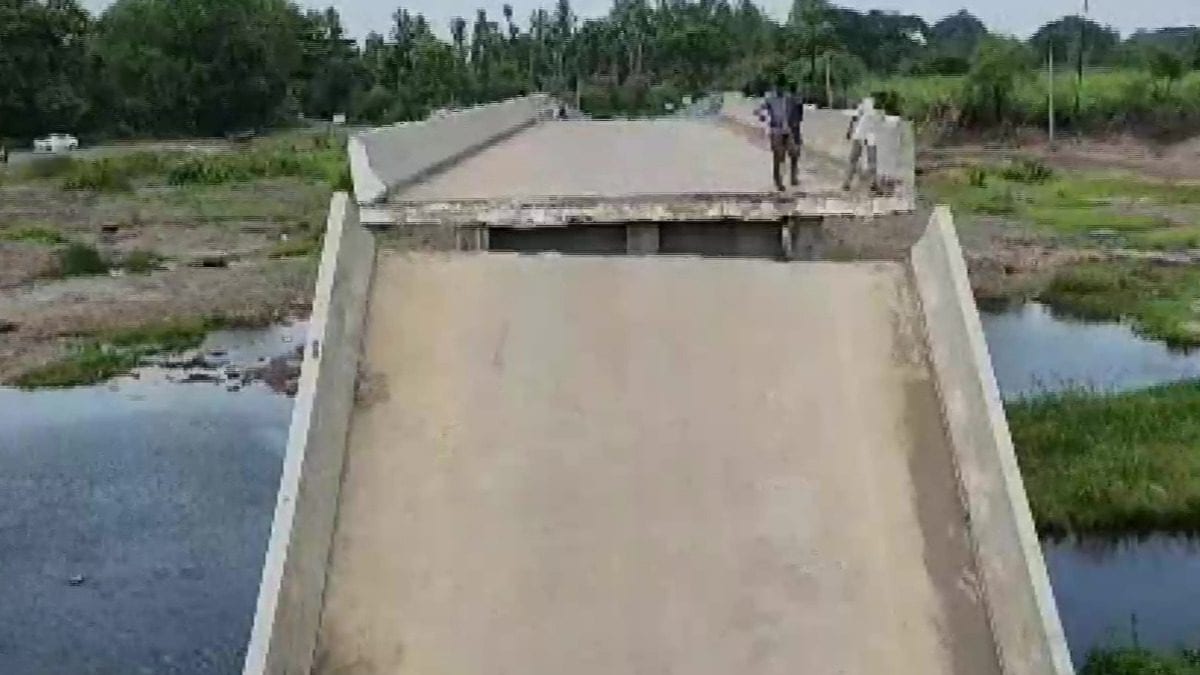 3 Engineers Suspended after Soon-to-open Gujarat Bridge Collapses | India News - News18