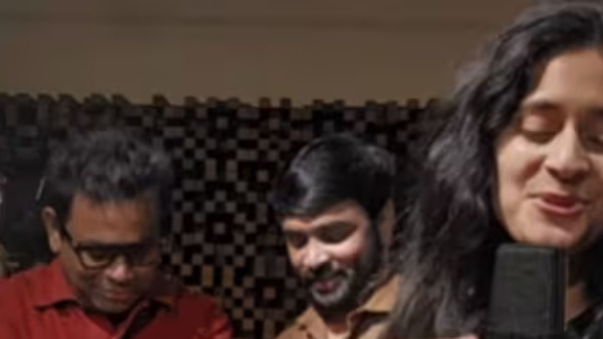 AR Rahman Channels His Inner Actor, Recreates Raawadi Meme With Shuba ...