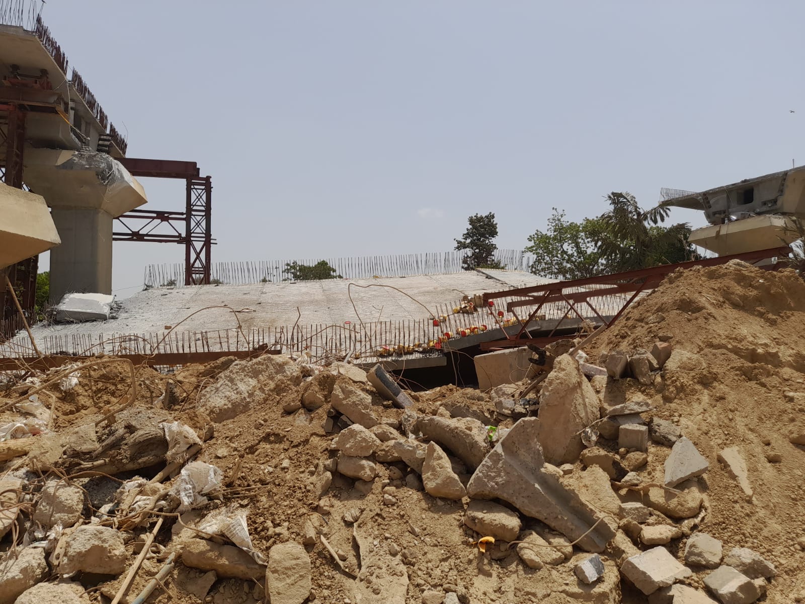 Under-construction Flyover Collapses at Dwarka Expressway: Mechanical ...