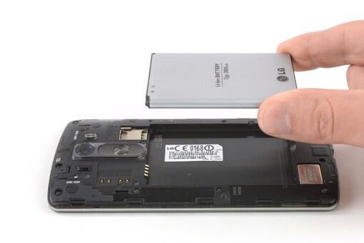 User-Replaceable Smartphone Batteries Could Make A Comeback: Here's How ...