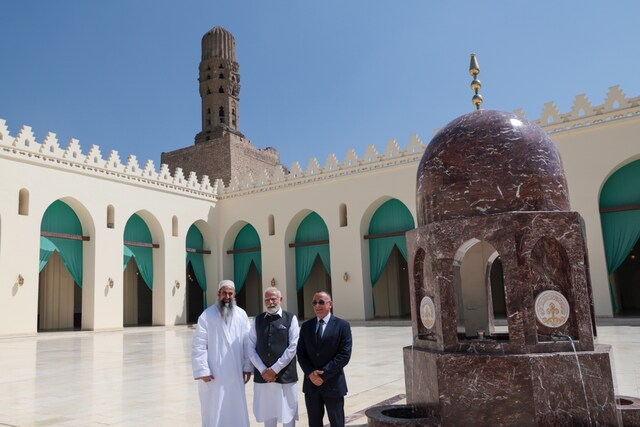 PM Modi Visits Egypt’s Al-Hakim Mosque, Shares Pics | Know All About ...