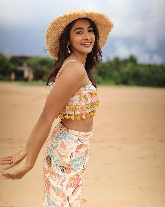Pooja Hegde Takes Over the Internet with Her Bold and Sweet Outfits ...