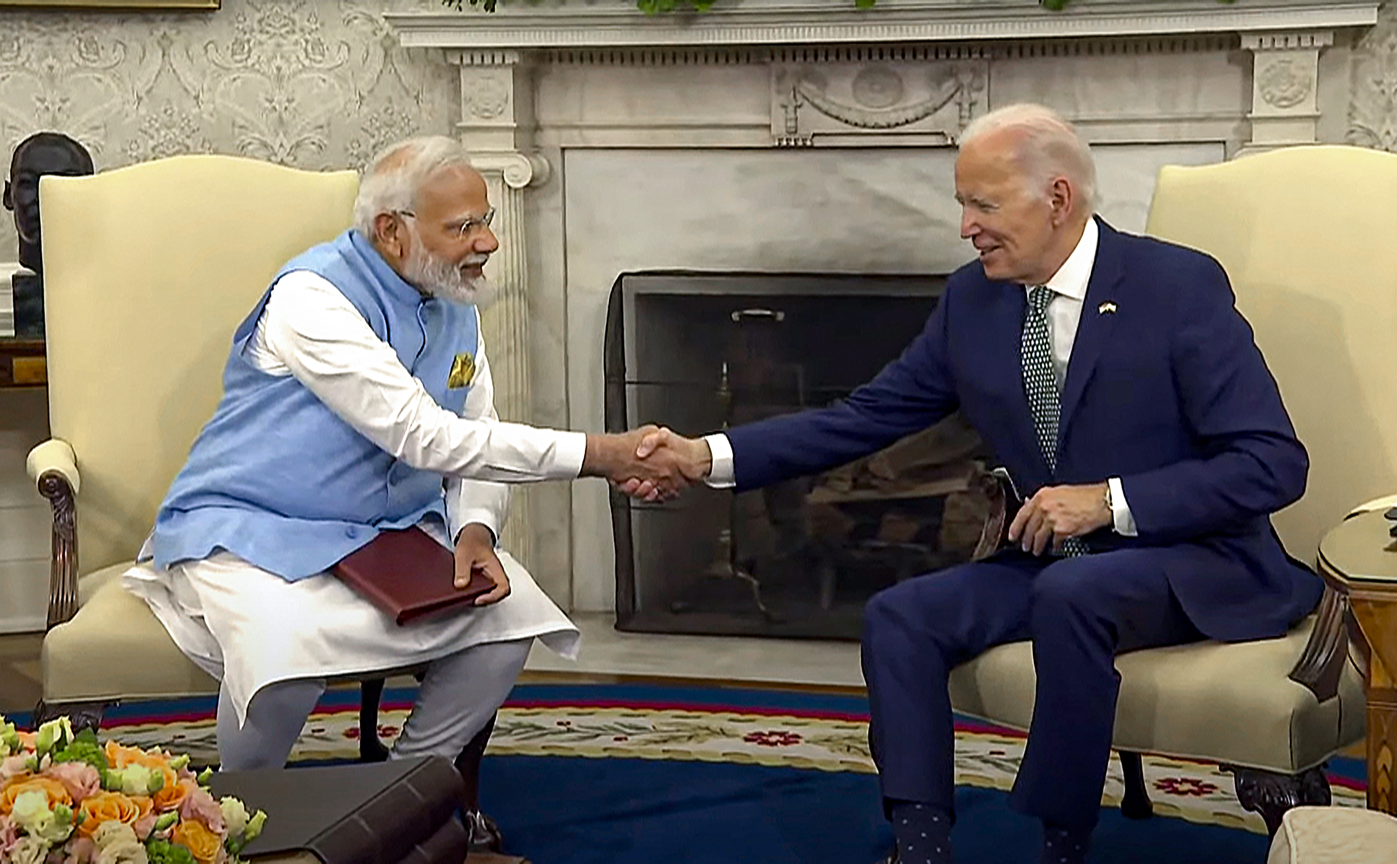 Grand Reception for PM Modi as He Arrives at White House, Military Gun ...
