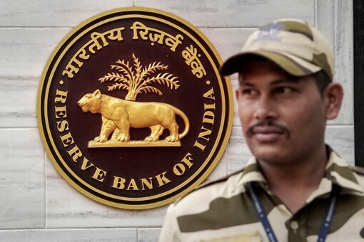 RBI Relaxes Condition For Onboarding Of New Customers By HDFC Credila - News18