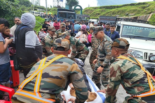 Hundreds of Tourists Stranded as Heavy Rain Lashes North Sikkim; Army's ...
