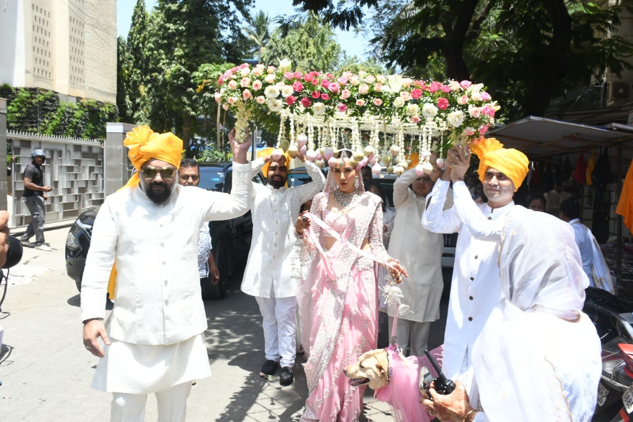 Sonnalli Seygall Ties The Knot With Ashesh Sajnani: Luv Ranjan, Shama ...