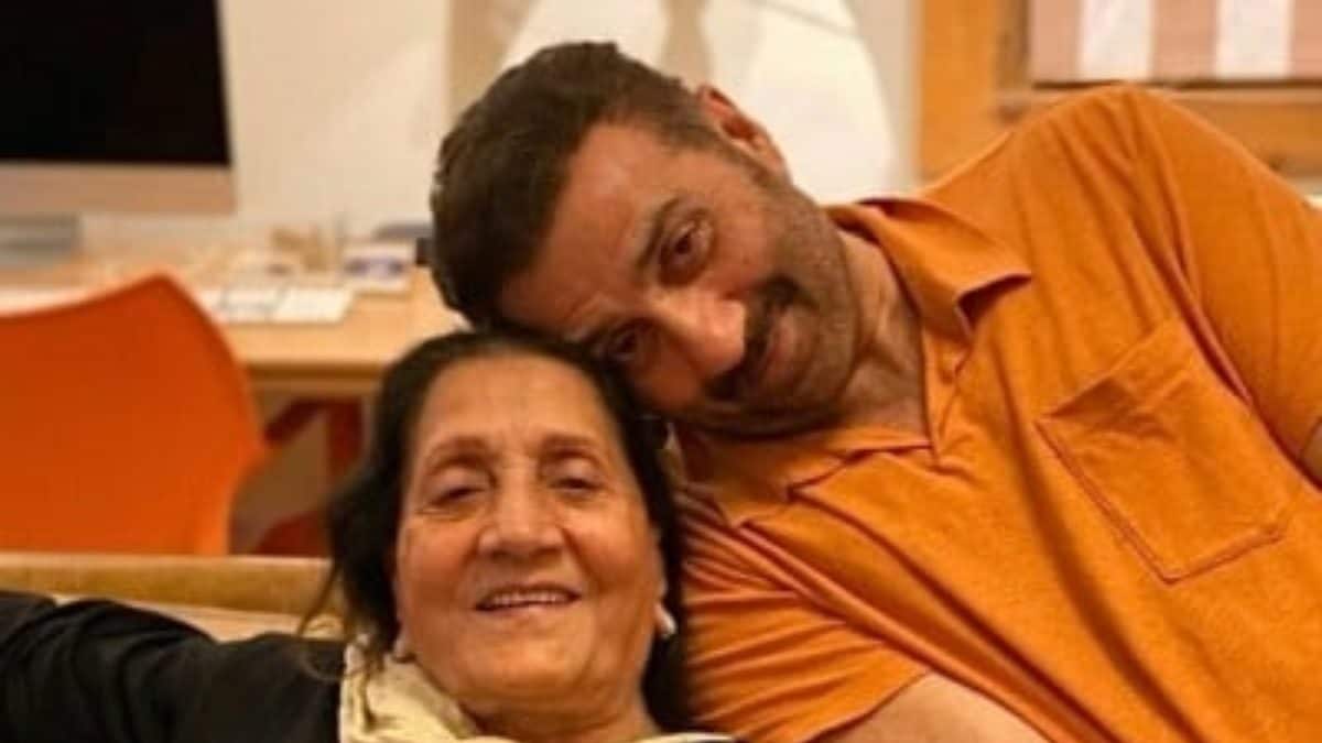 When Sunny Deol Revealed REAL Reason Why His Mom Prakash Kaur Stays ...