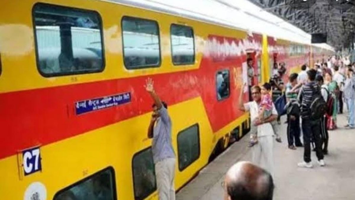 Railway Services to Be Colour Coded in Lucknow Division | Check Details ...