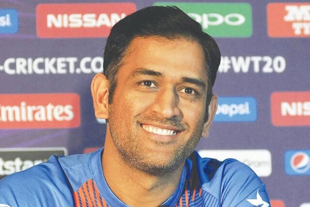 10 Dhoni Moments in Viral Twitter Thread are Enough to Prove Why He is ...