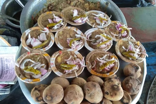 Barabanki’s Most Popular Desi Ghee Chokha Bati Makes People Stand In ...