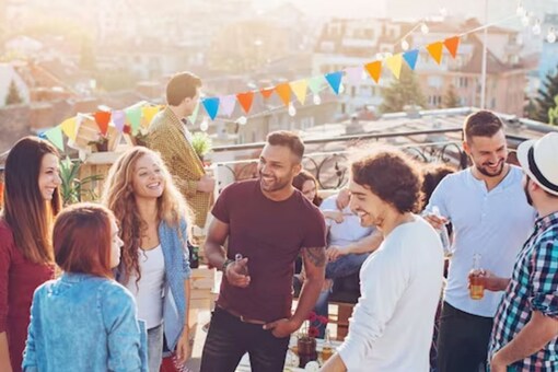 4 Tips On What To Wear To The Next Cocktail Party - News18