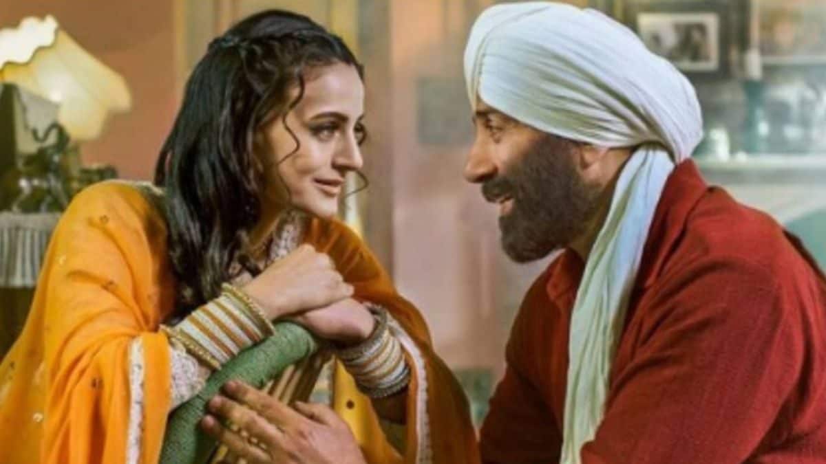 Gadar 2 New Teaser: Sunny Deol Adores Ameesha Patel, Sings 'Udd Jaa ...