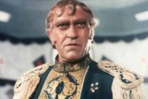 Remembering Amrish Puri’s Iconic Dialogues That Forever Echo in Our ...