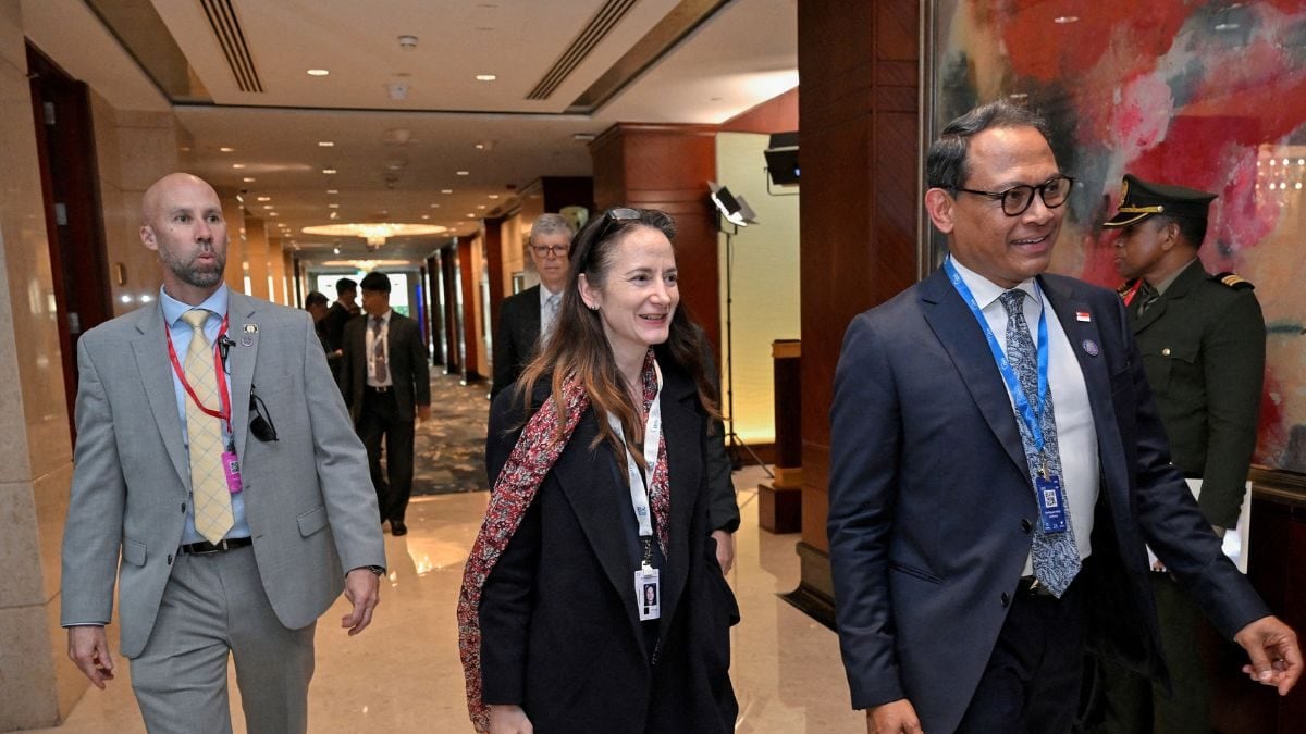 Spy Chiefs of World's Major Intelligence Agencies Held Secret Meet in ...