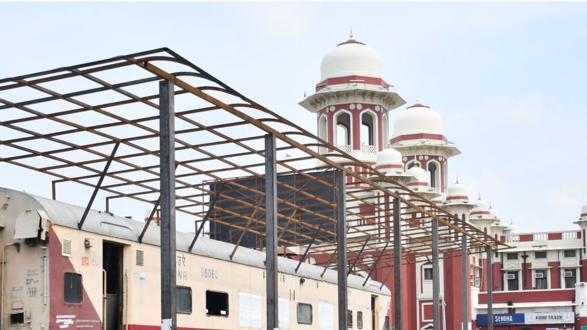 Fine Dining Experience on Train: How Railways is Planning to Transform ...