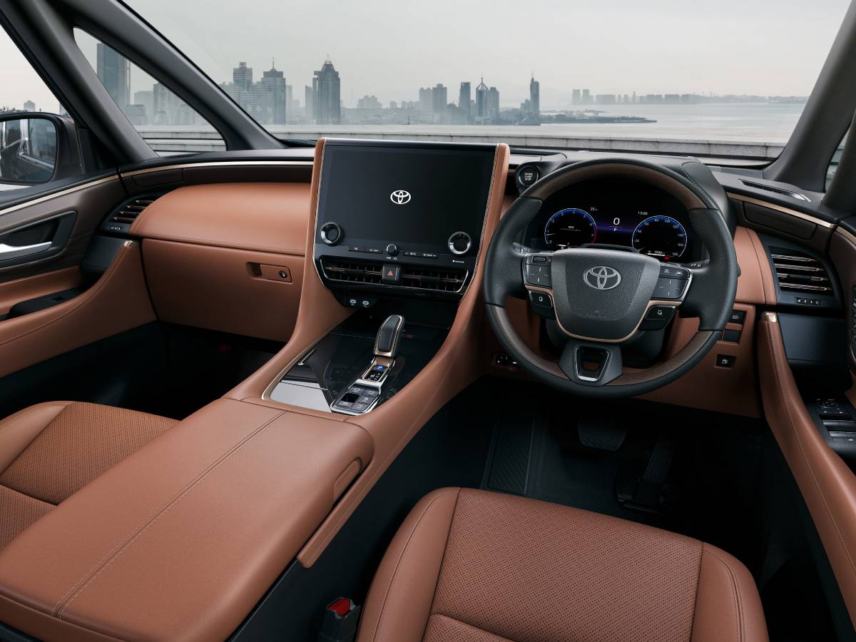 All-New Toyota Vellfire in Pics: See Design, Features, Interior and ...