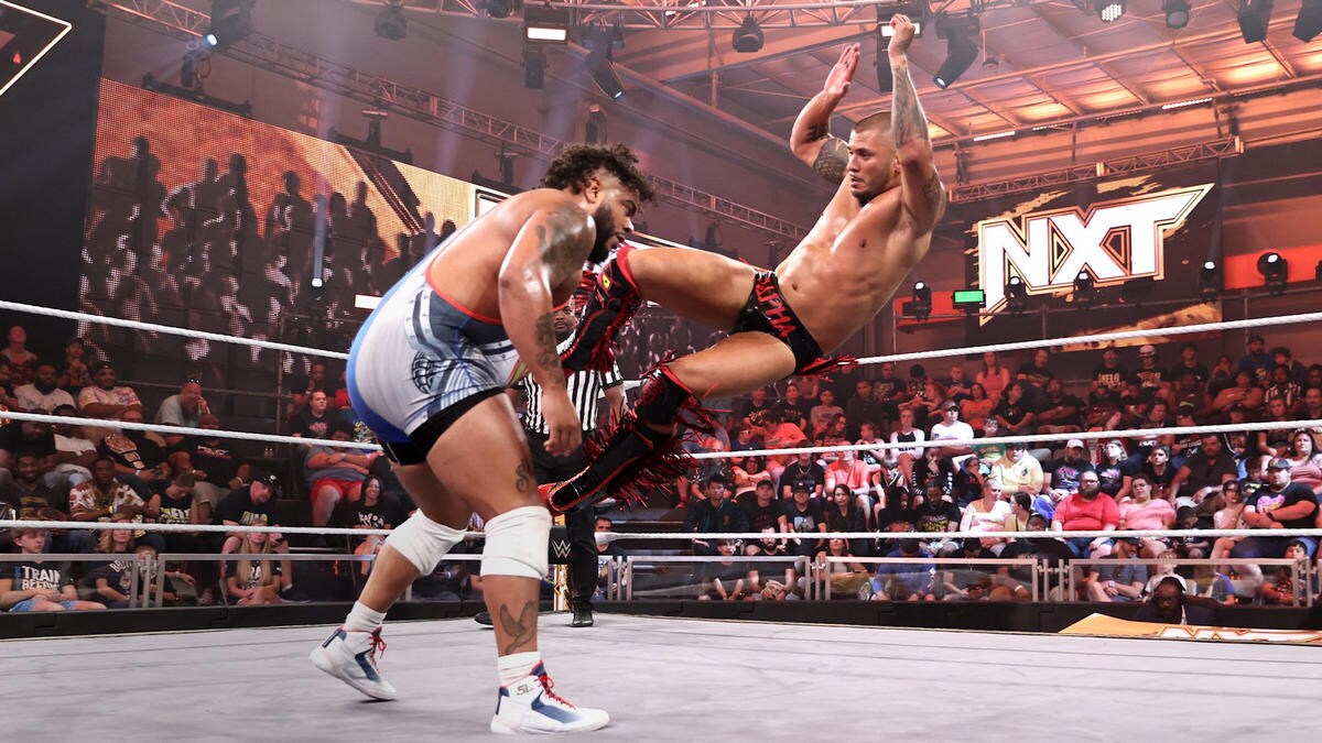 WWE NXT: Bron Breakker Challenges Seth Rollins for World Heavyweight ...