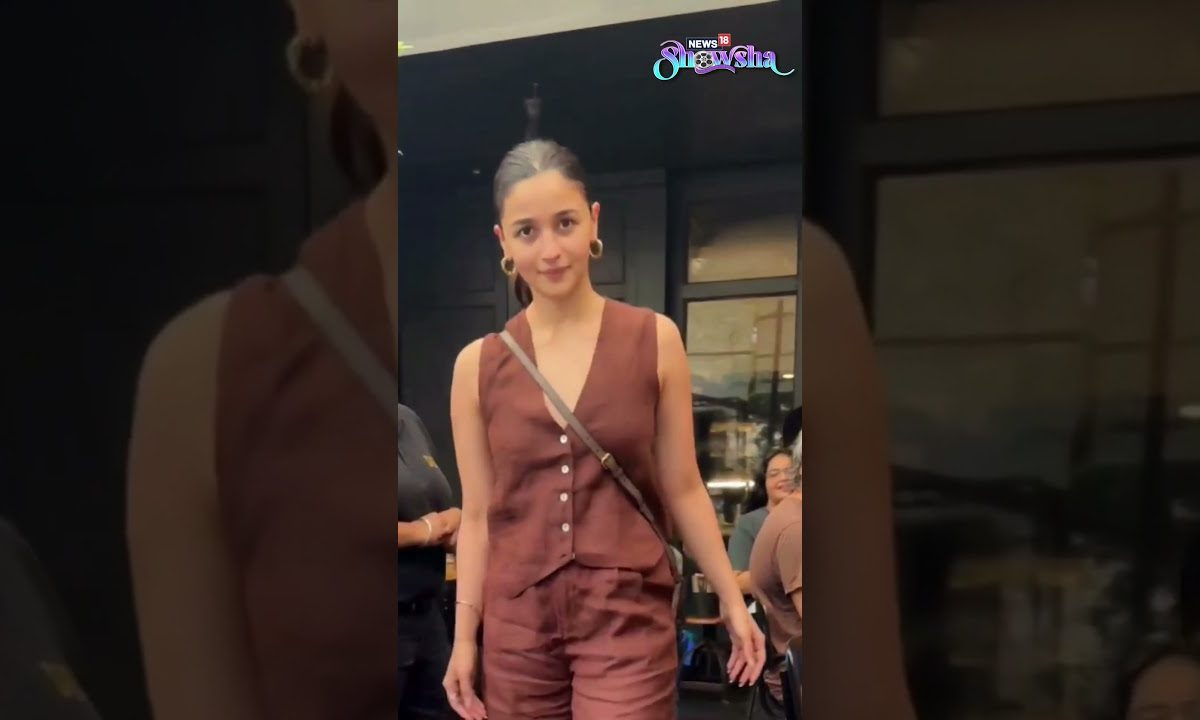Alia Bhatt Snapped In A Cool Yet Classy Look | WATCH | #Shorts | Viral ...