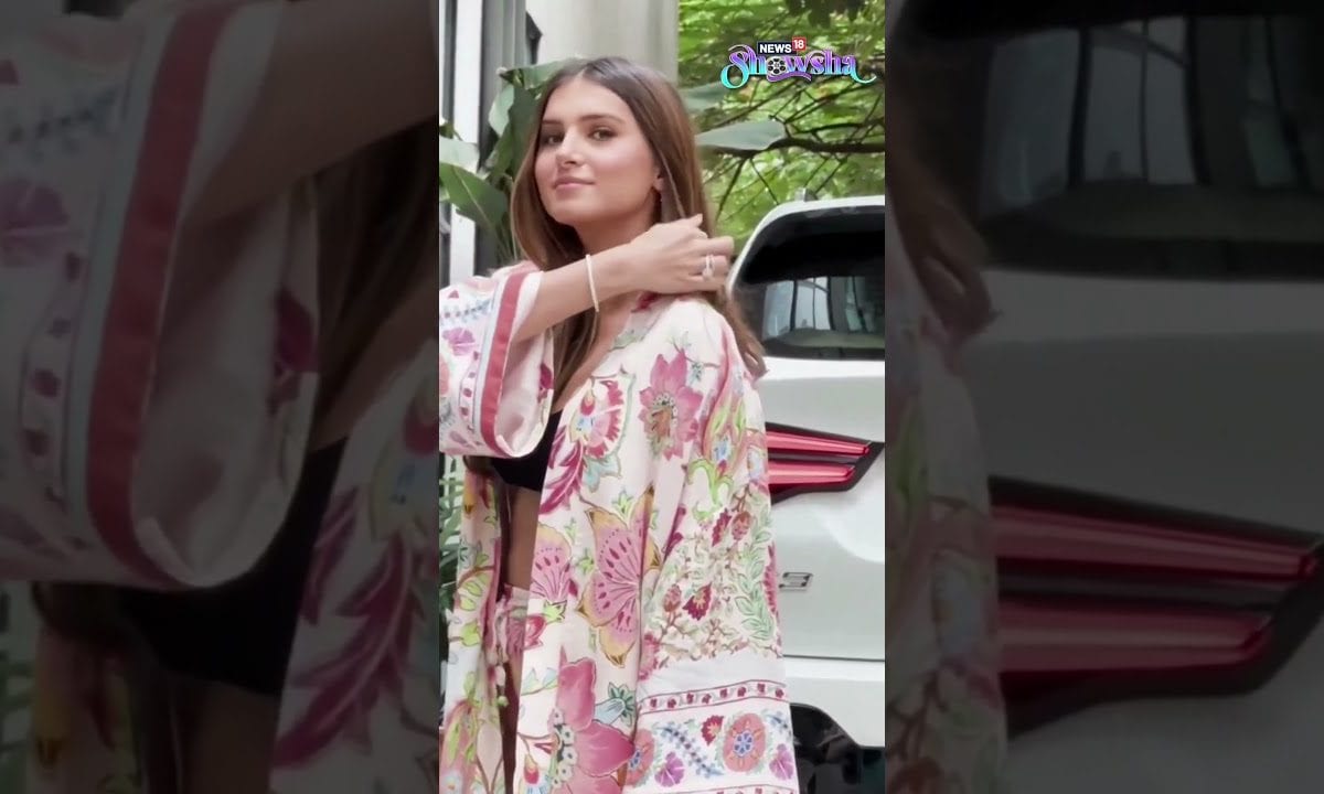 The Beautiful Tara Sutaria Goes Gulabo In This Floral Co-Ord Set | Tara ...