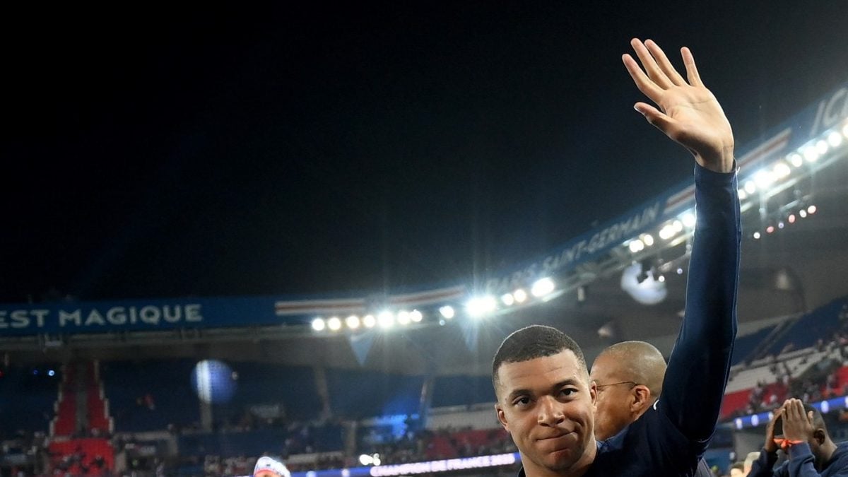 PSG Offers Massive 1 Billion Euro Contract To Make Kylian Mbappe Stay ...