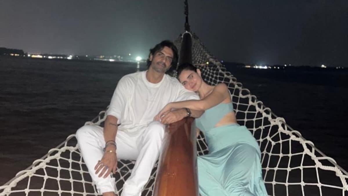 Arjun Rampal Becomes Dad For The 4th Time, Welcomes Baby Boy With GF ...