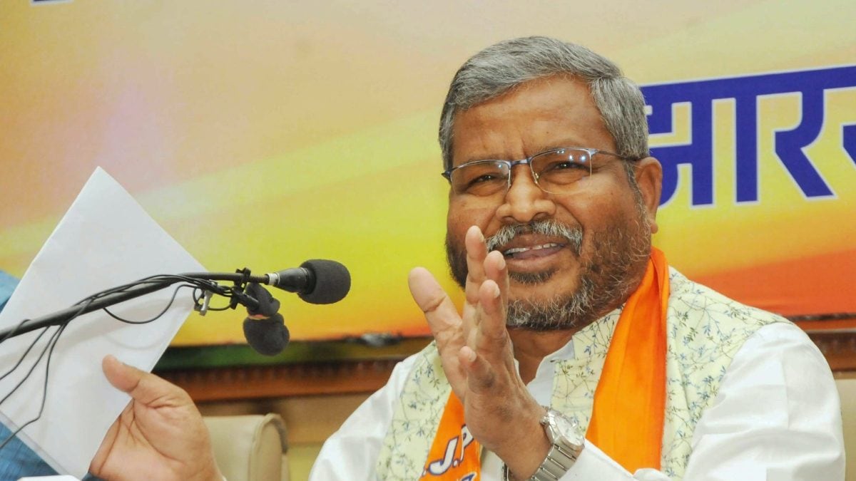 Marandi Can't Be Made J'khand Leader of Opposition as Defection Case ...