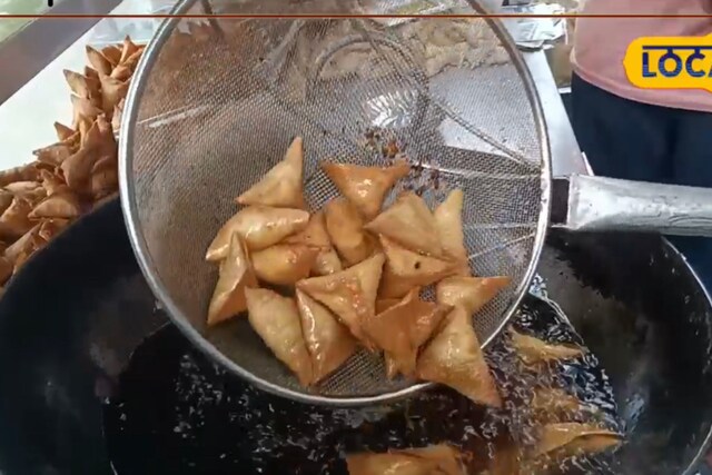 How a Stall in Vijayawada Became Famous for its Spicy Chicken Samosas ...