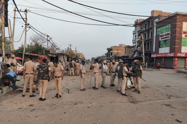 2 Home Guards Killed in Violent Clashes in Haryana’s Nuh; Internet Suspended, Section 144 ...