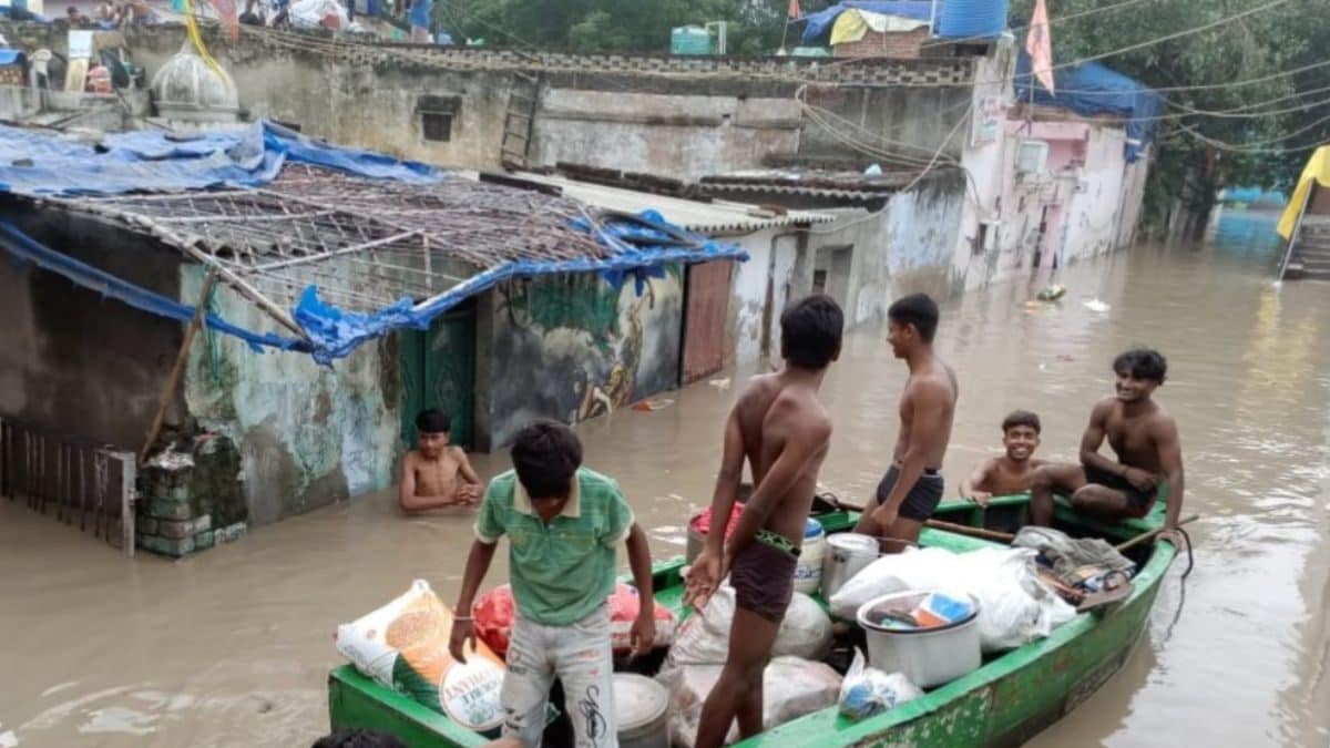 News18 Afternoon Digest: Latest Updates on Delhi Rains, Yamuna ... News18 Afternoon Digest: Latest Updates on Delhi Rains, Yamuna ...